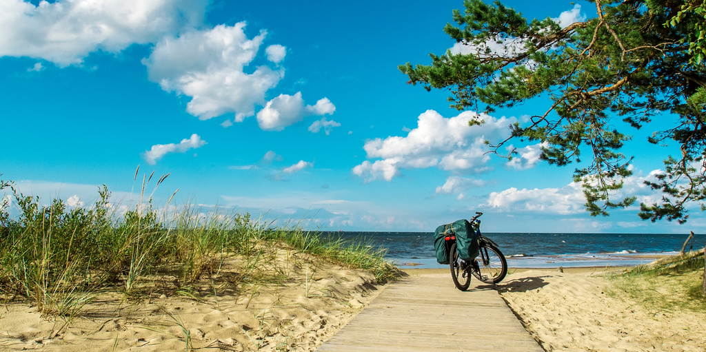 Cycling and bike tourism in Normandy: our complete guide